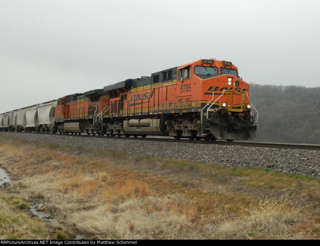 BNSF 5785